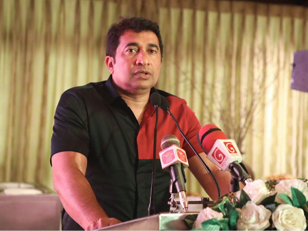 Roshan Ranasinghe to resign from his ministerial portfolio - LNW Lanka ...