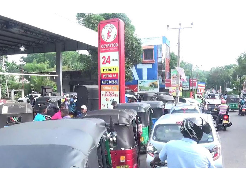 Fuel queue problem can be solved by tomorrow's evening (VIDEO) - LNW ...