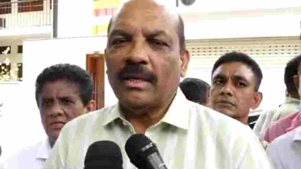 Private media body and political party involved in arson attack on RW's ...