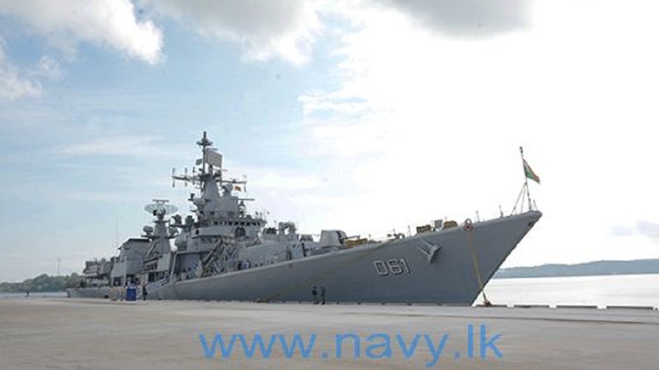 INS 'Delhi' arrives at Trincomalee Port - LNW Lanka News Web
