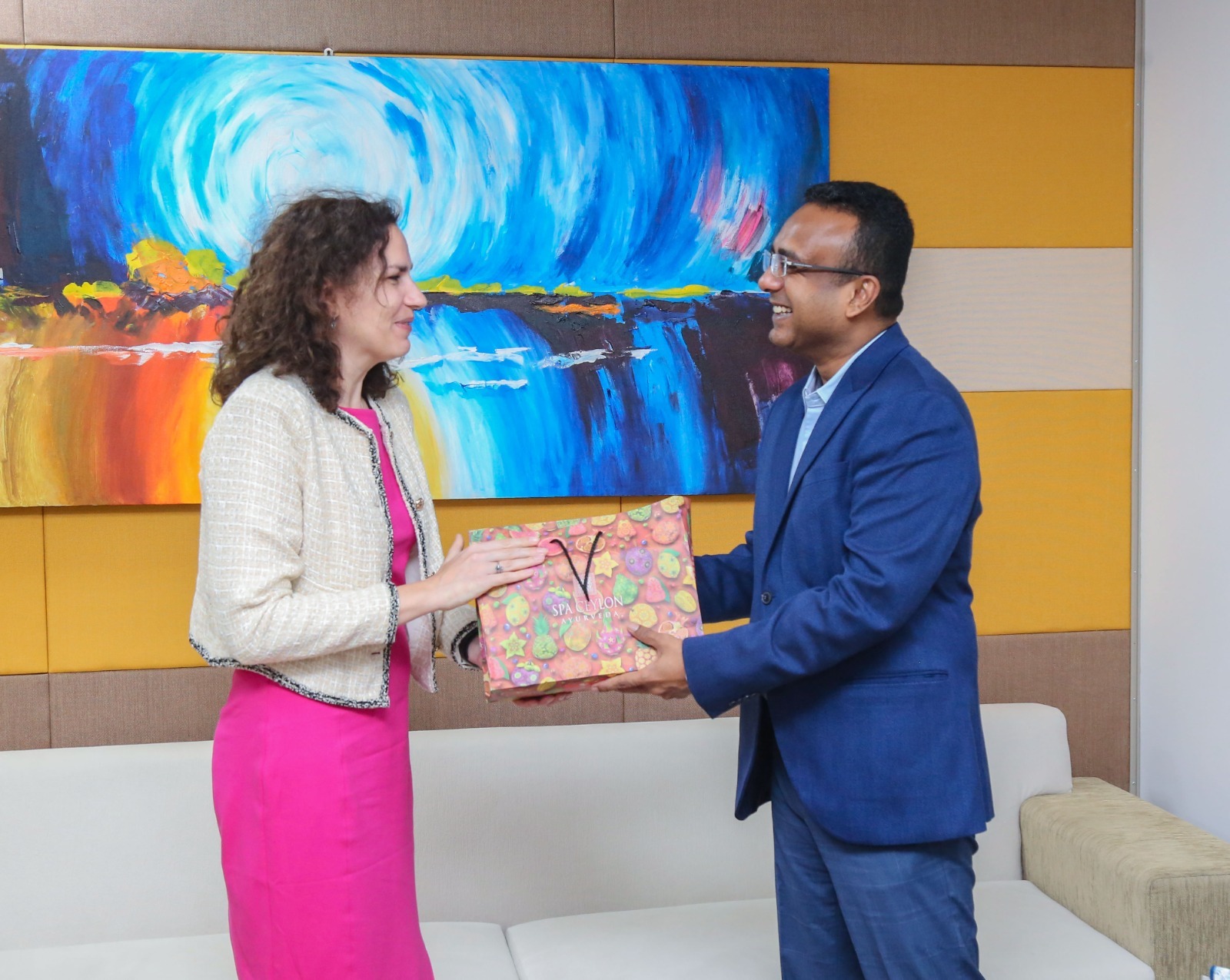 Israel agrees to recruit 2000 female Caregivers from Sri Lanka this ...