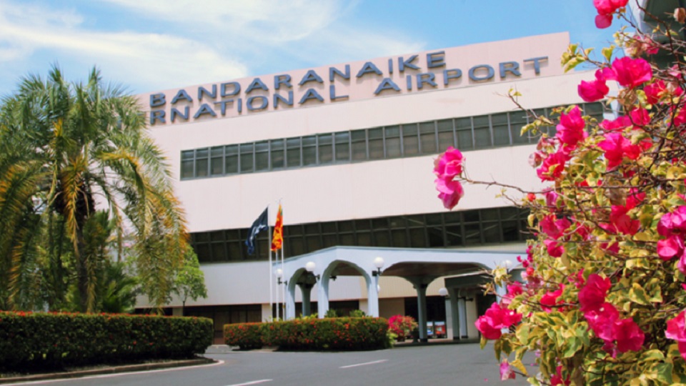 Travellers Dilemma at Bandaranaike International Airport - LNW Lanka ...