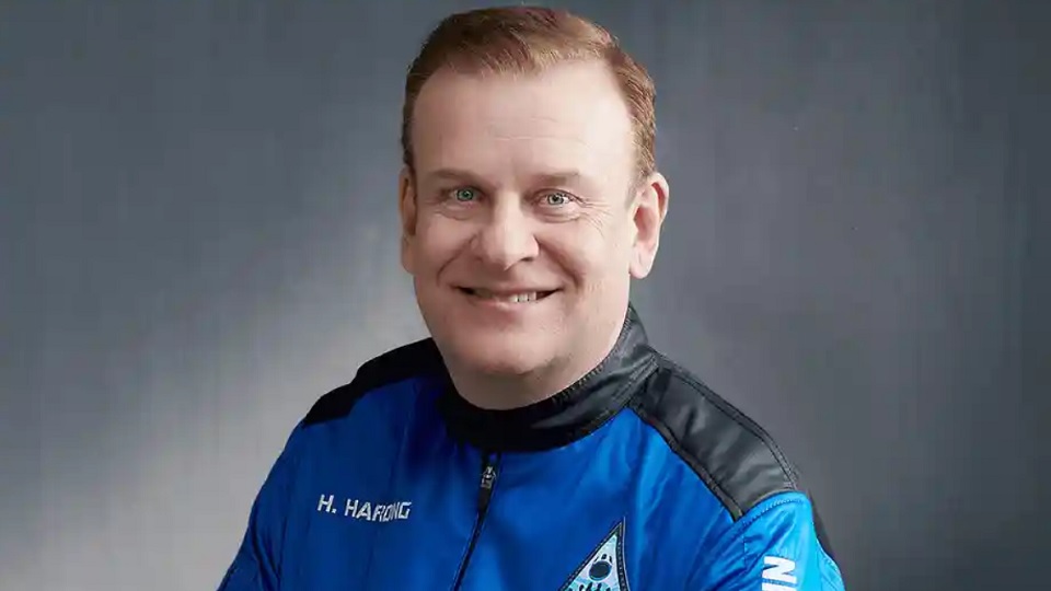 Hamish Harding: the British explorer missing at sea near the Titanic ...