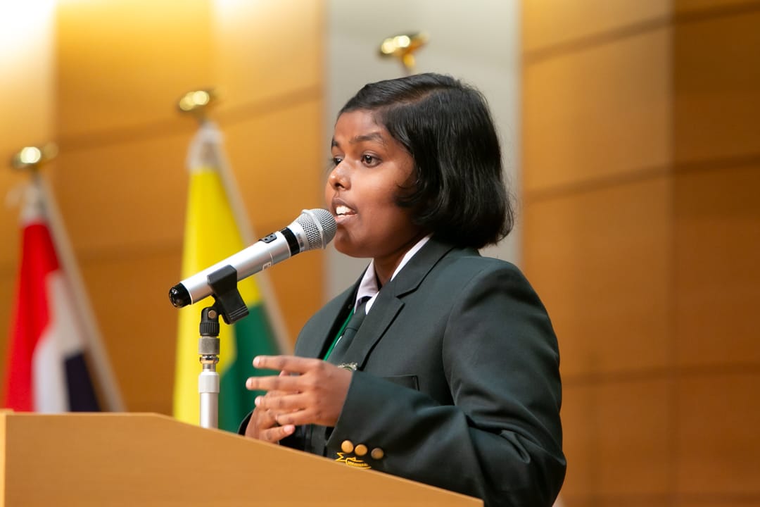 SL Representative for 4th Children's World Peace Summit Kasmira ...