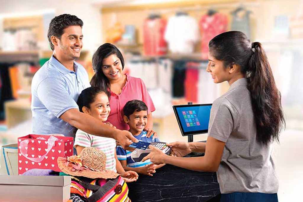 iPhone 15 Pro and more prizes for ComBank Credit Card users - Adadaa.news