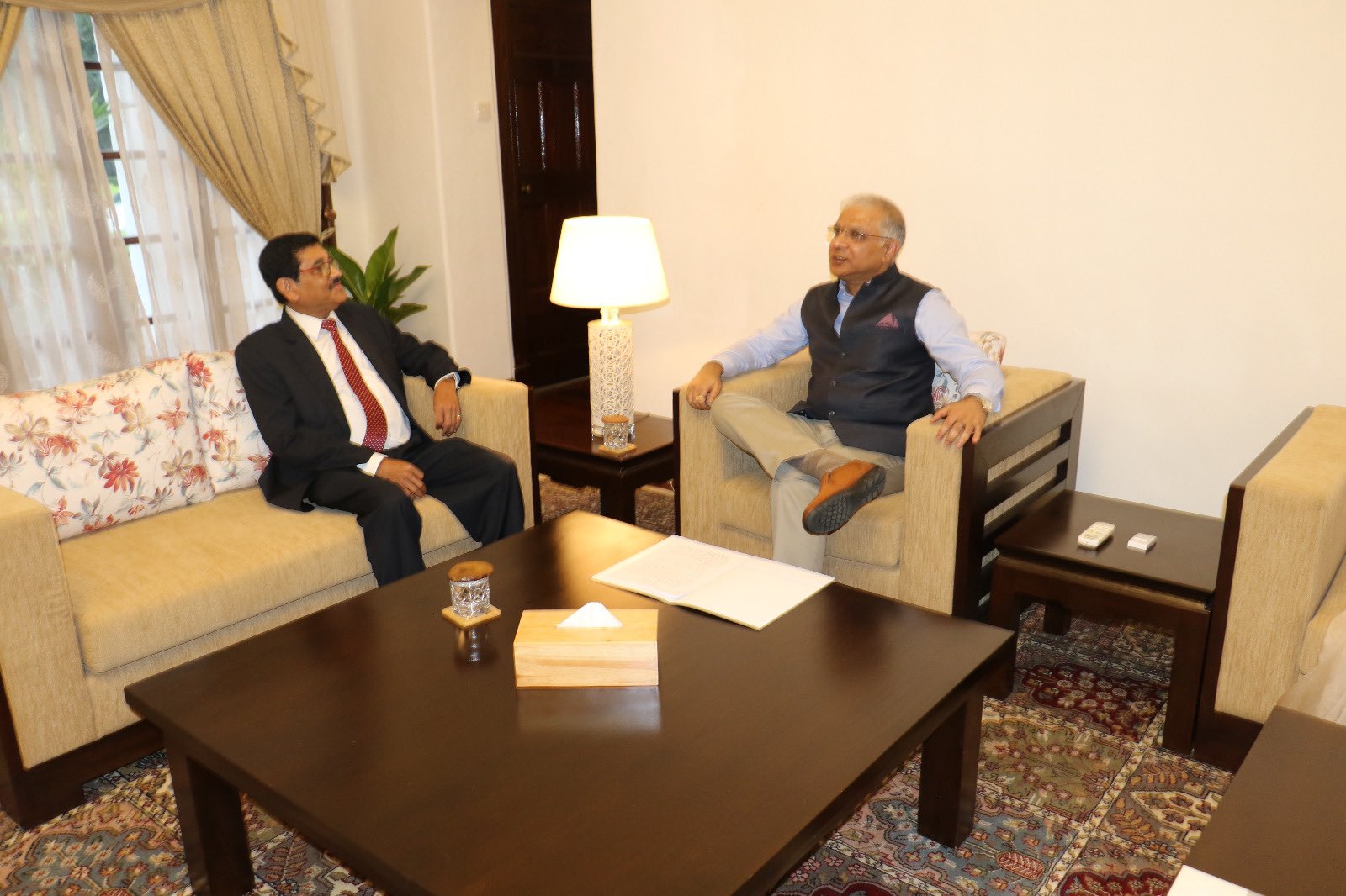 India pledges steadfast support for SL's economic recovery and debt ...