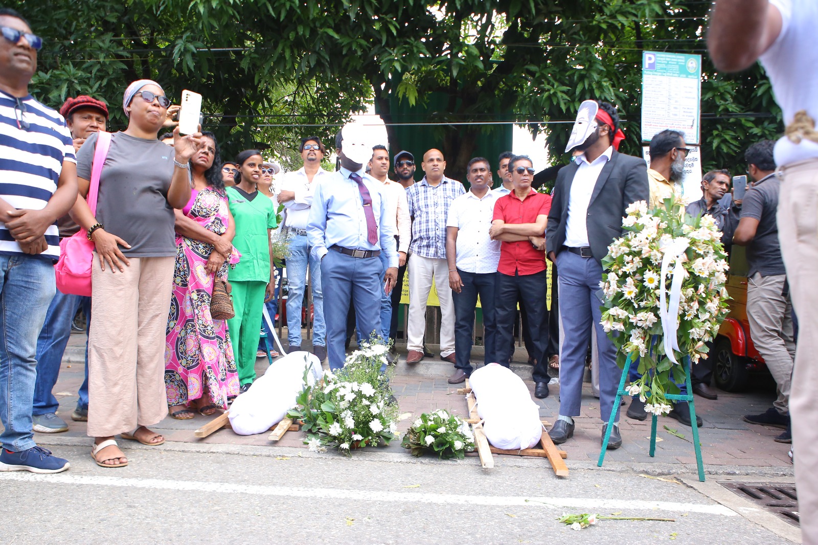 Public demonstration urging arrest of ex-Health Minister Keheliya ...