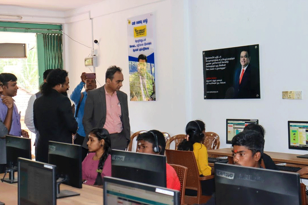Indian Deputy High Commissioner visits DP Education IT Campus in Jaffna ...